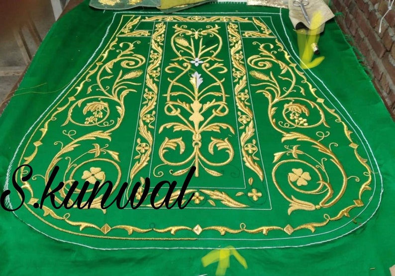 Roman Fiddleback Catholic Chasuble Low Mass With Green Silk - Etsy