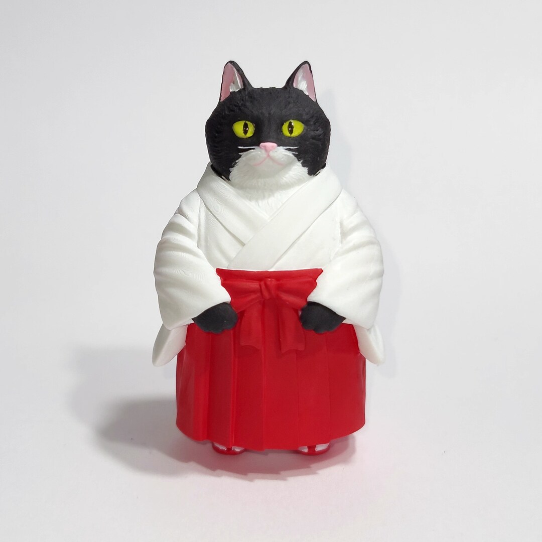 Tubby Tabbys, Shrine Maiden - Fancy Furries Figurines - Adorable Animal ...