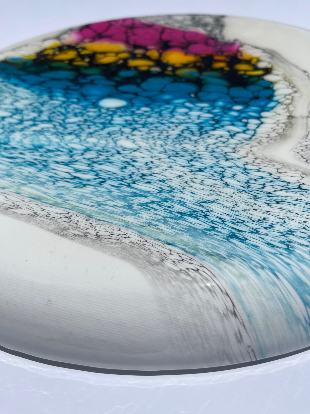 16 Tri-color Round Acrylic Painting - Etsy