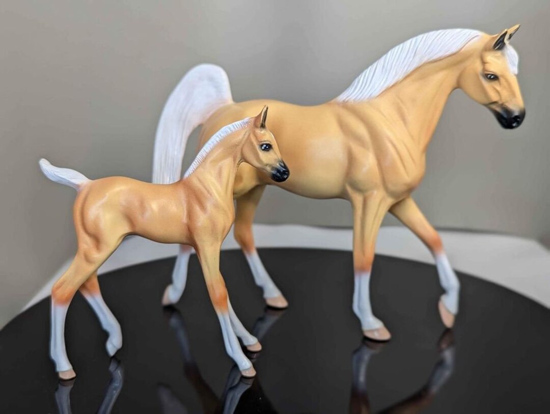 Hartland Set 7" Scale Model Tennesse Walker Family Set (mare and Foal ...