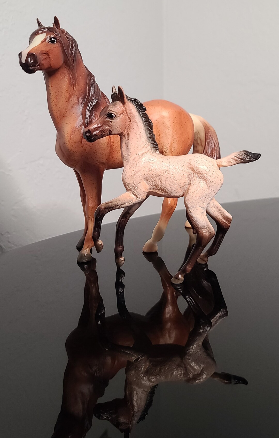 Breyer Classic American Mustang Series 750211 Red Rain and Raindrop ...