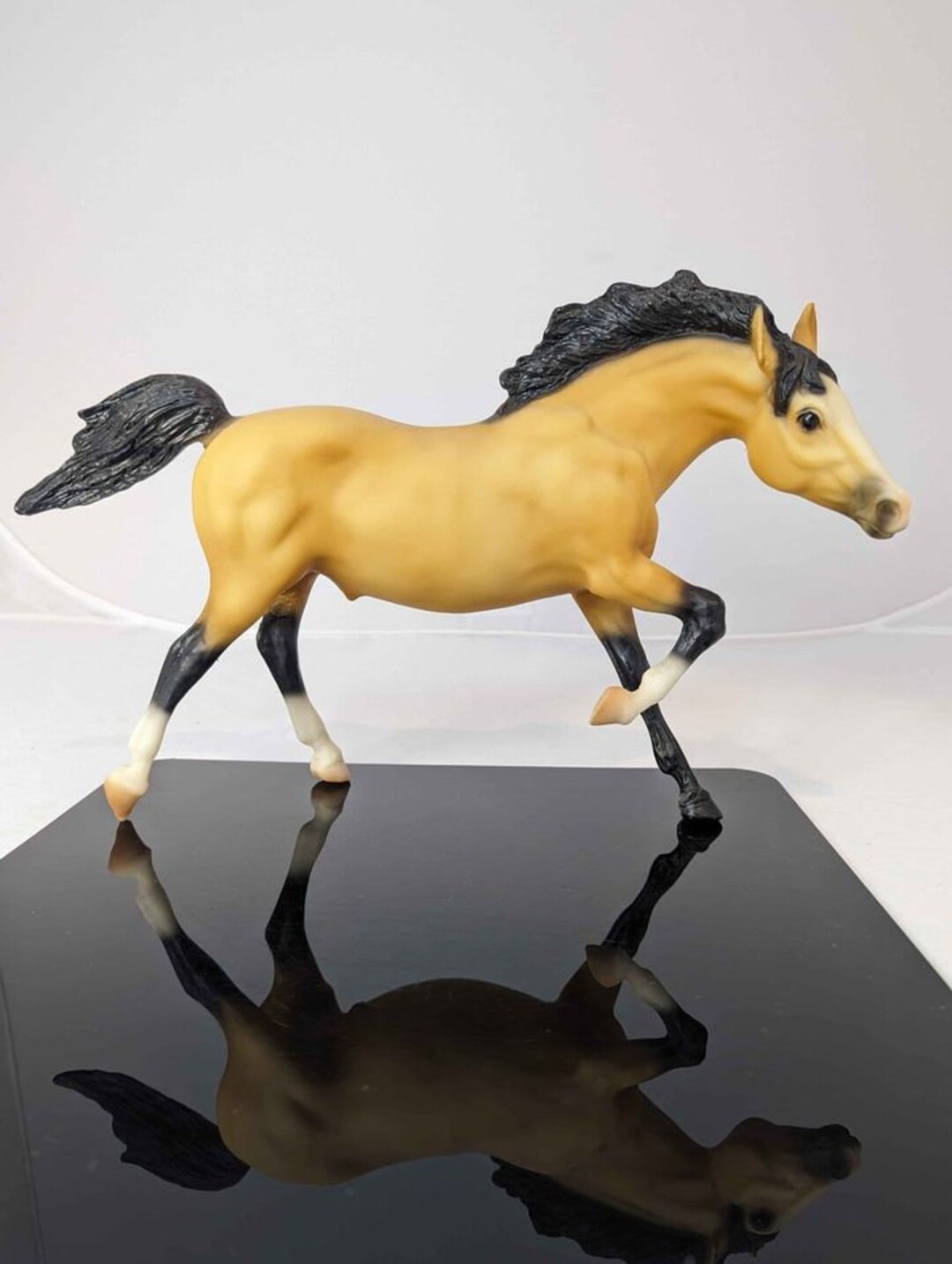 Breyer Traditional Mighty Buck on Running Stallion Mold 700296 Produced ...