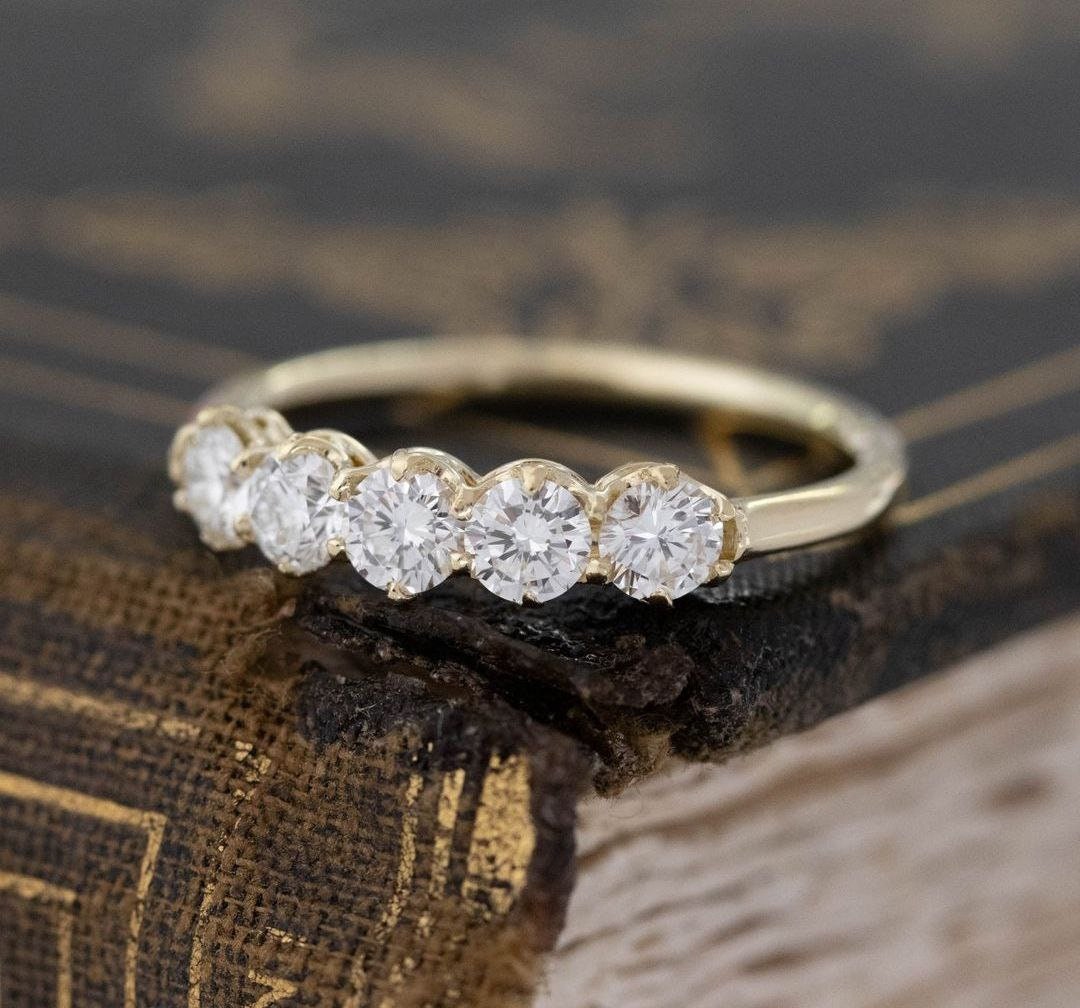 Buy 3.5 MM Five Stone Round Cut Moissanite Ring,5 Stoneround Cut ...