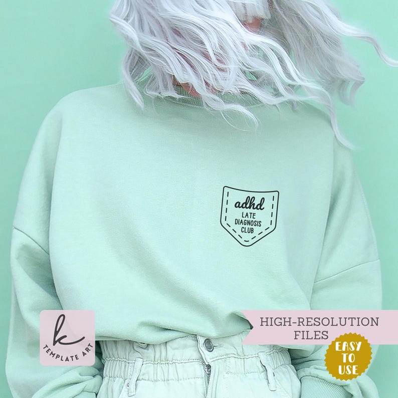 Diseño de bolsillo Svg de diagnóstico tardío de TDAH para camiseta Una ...