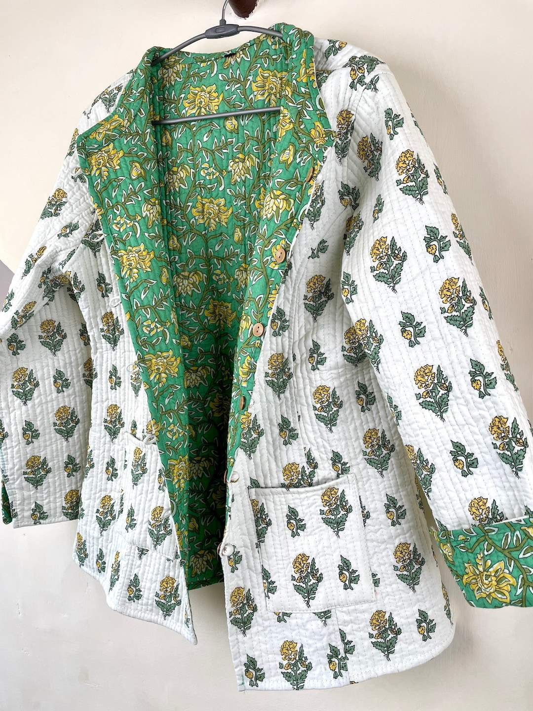Indian Handmade Quilted Cotton Fabric Jacket Stylish White & Green ...