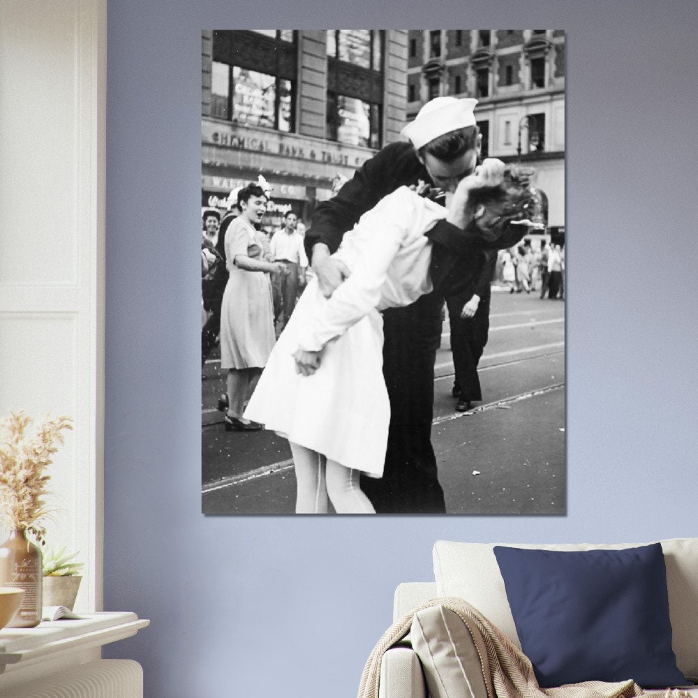 VJ Day Poster, Famous Photo Print From 1945, Sailor Kissing A Nurse ...