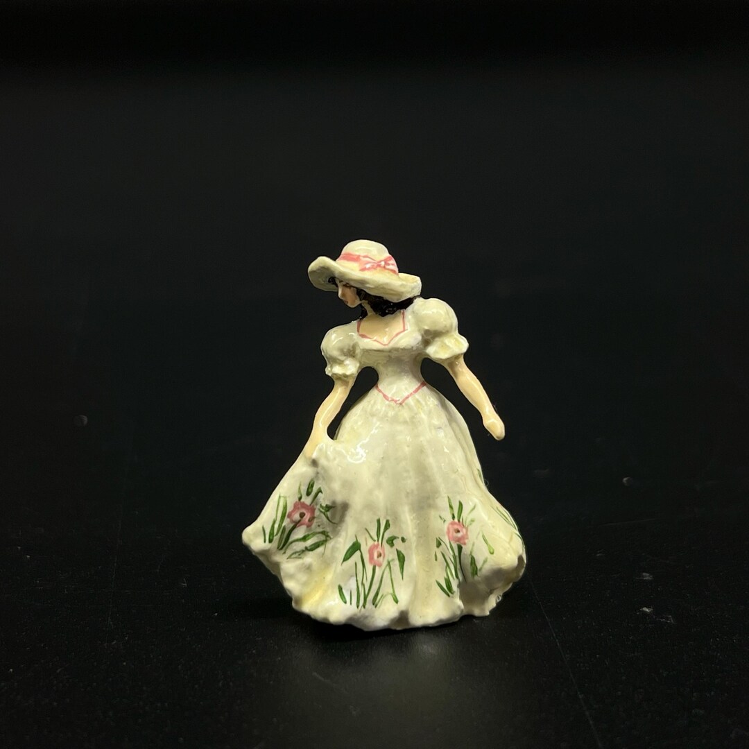 Dollhouse Miniature Lady Figurine Vintage 1:12 Scale Hand-painted - Etsy