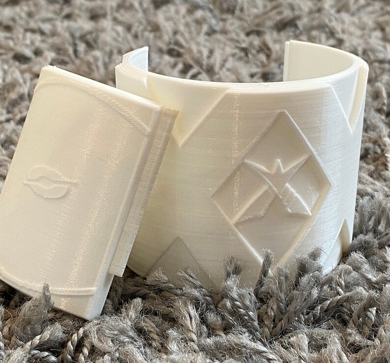 Galar Dynamax Bracelet 1:1 Scale - Etsy