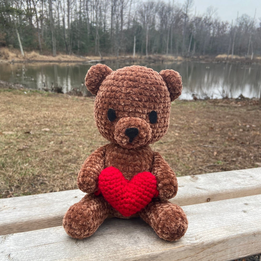 Crochet Love Bear - Customizable Valentine's Day Gift - Etsy