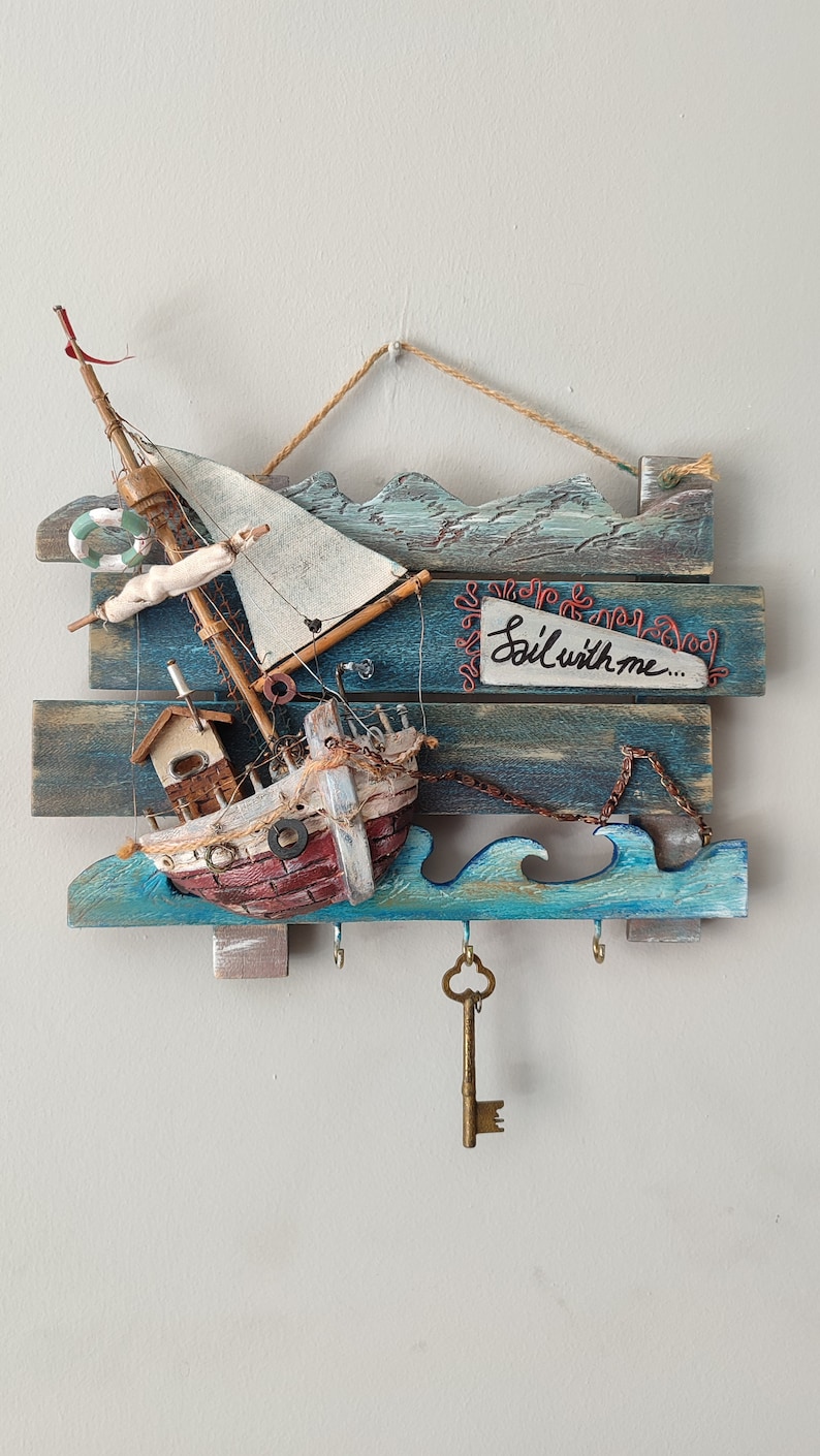 Key Holder, Driftwood Art, Wooden Boat, Sail Boat - Etsy