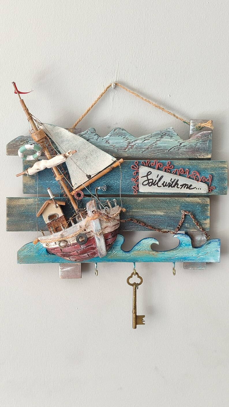 Key Holder, Driftwood Art, Wooden Boat, Sail Boat - Etsy