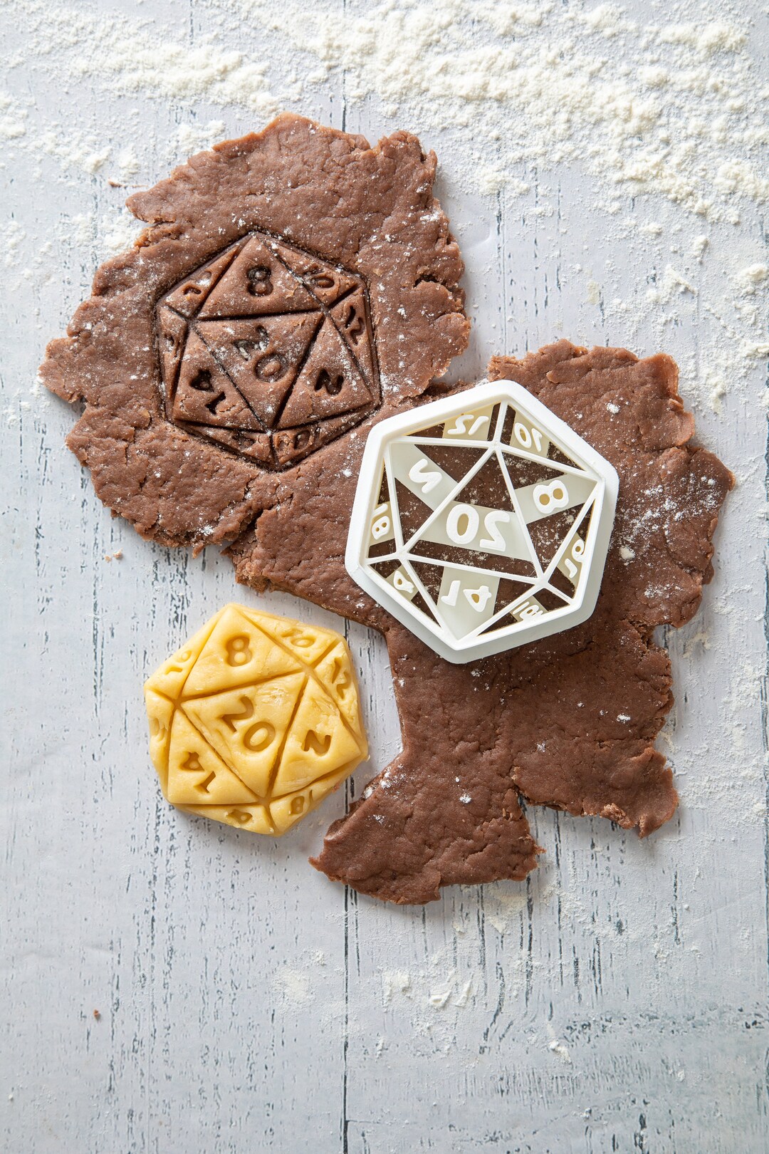 Dungeons and Dragons D&D D20 Cookie Cutter/fondant Press, D20 Cookie ...