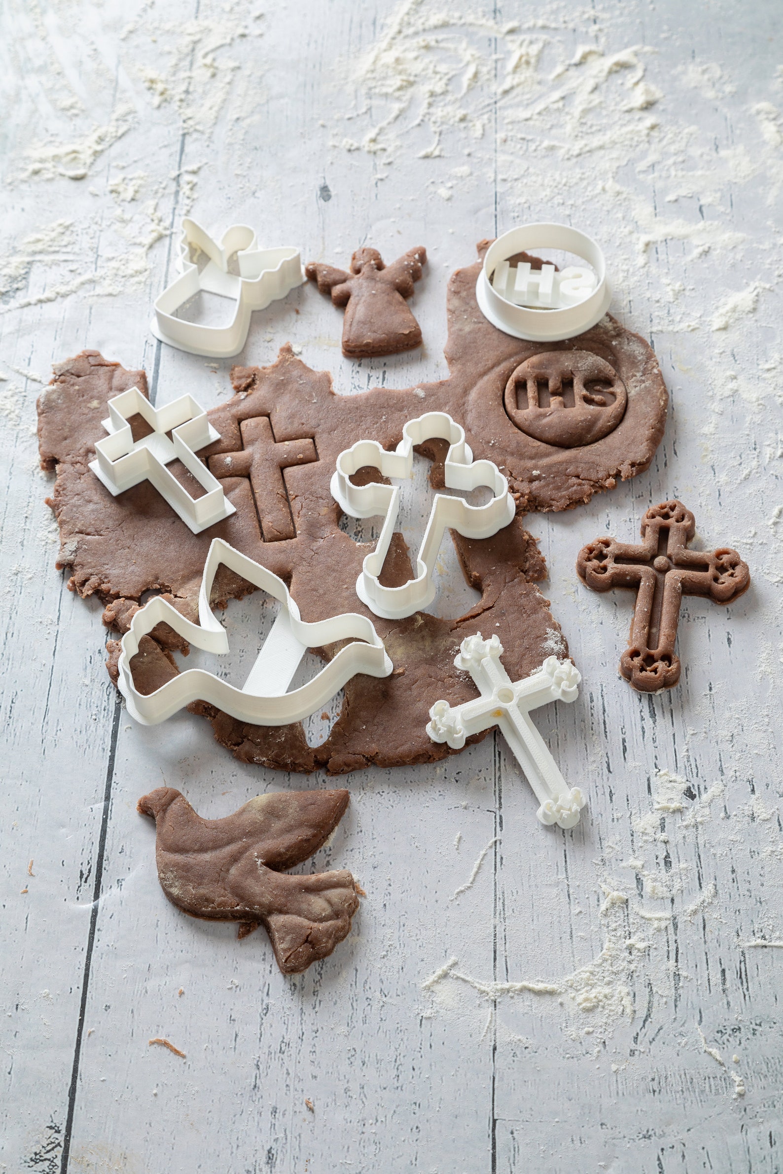 Cookie Cutters- Holy Religious Set: Cross, Dow, Jesus IHS, Angel ...