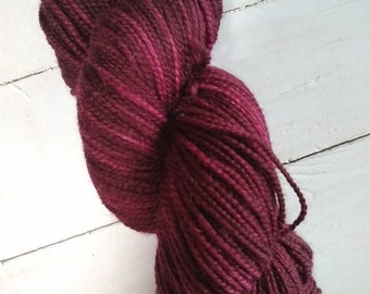 Maroon Wool Yarn - Etsy