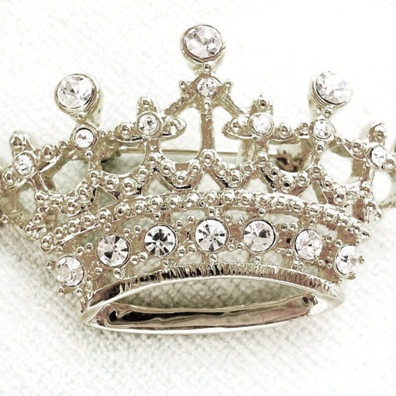 Crown Pin - Etsy