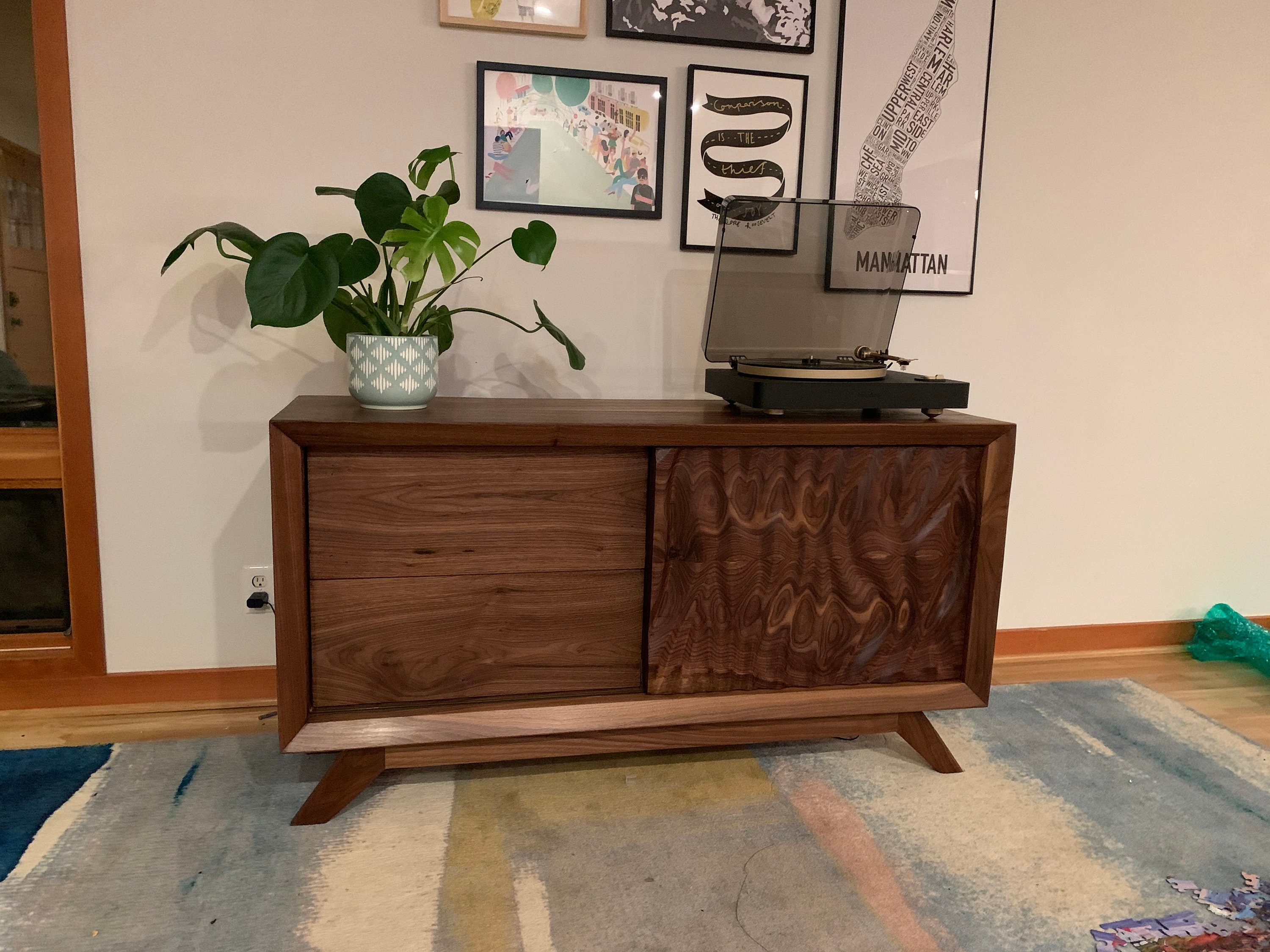 Mid Modern Walnut Credenza - Etsy