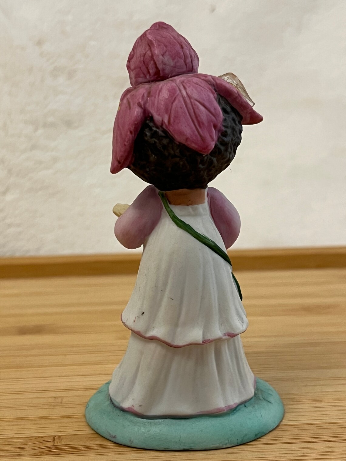 INCREDIBLY Rare VTG 1983 Rose Petal Place iris Porcelain Figurine ...