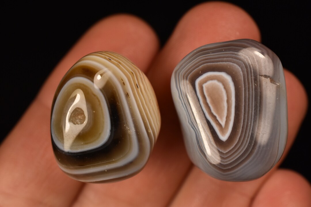 2 BOTSWANA AGATE Tumbled Stones 2-3cm 26.1g Genuine Stones Natural ...