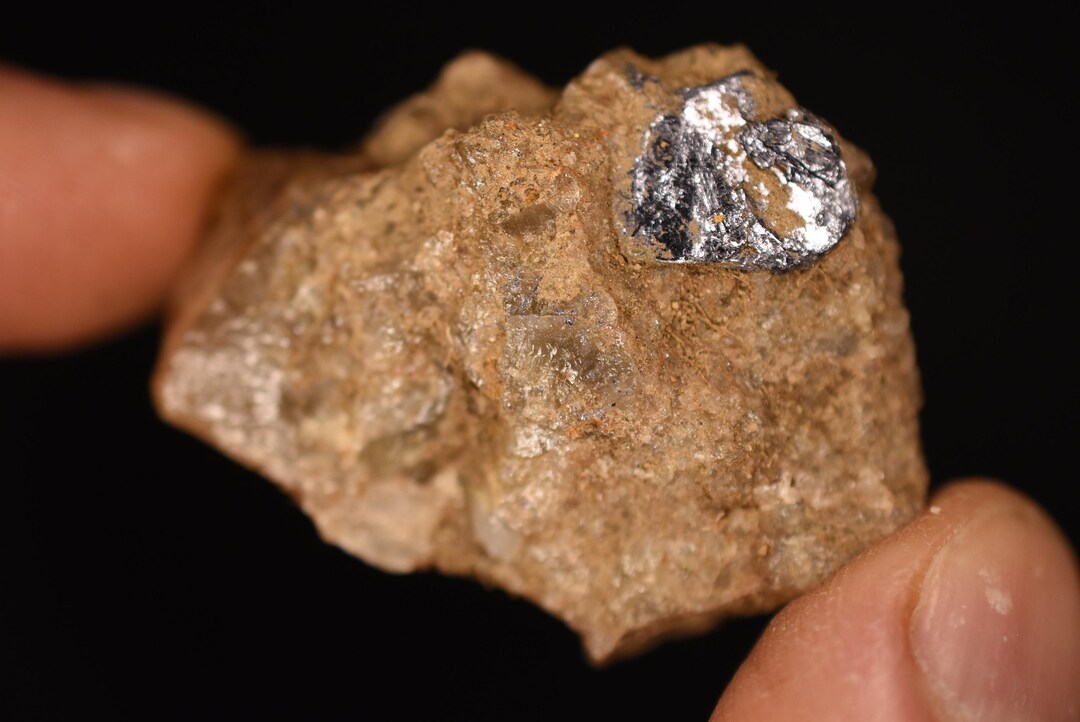 AUSTRALIAN MOLYBDENITE in Quartz 4.7cm 29g Natural Stone - Etsy