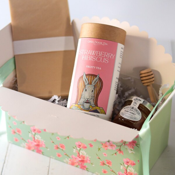 Tea Gift Set - 60+ Gift Ideas for 2025