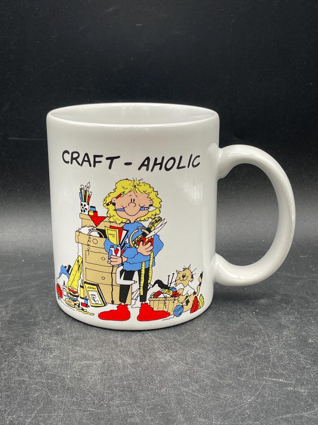 CRAFT-AHOLIC Mccall in Stitches Crafter Sewer Knitter Cat Helper Coffee ...