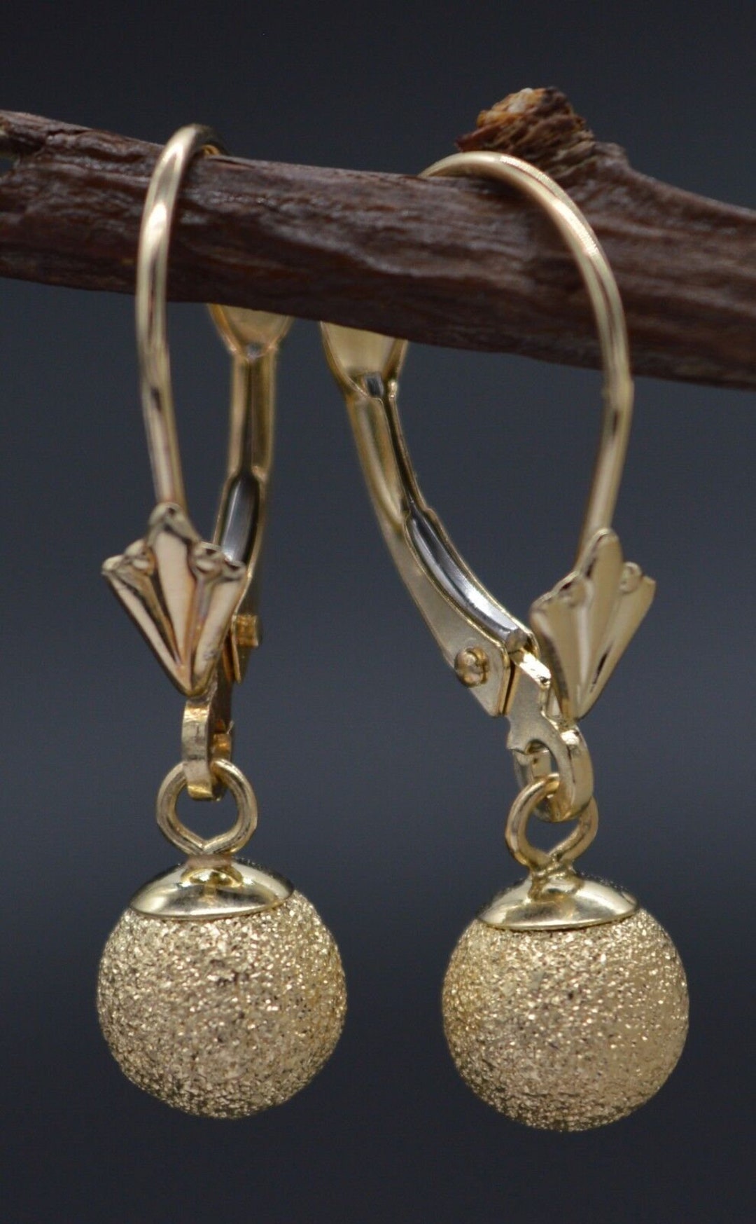 14K Solid Yellow Gold 6mm Sparkling Laser Cut Leverback Drop Earrings ...