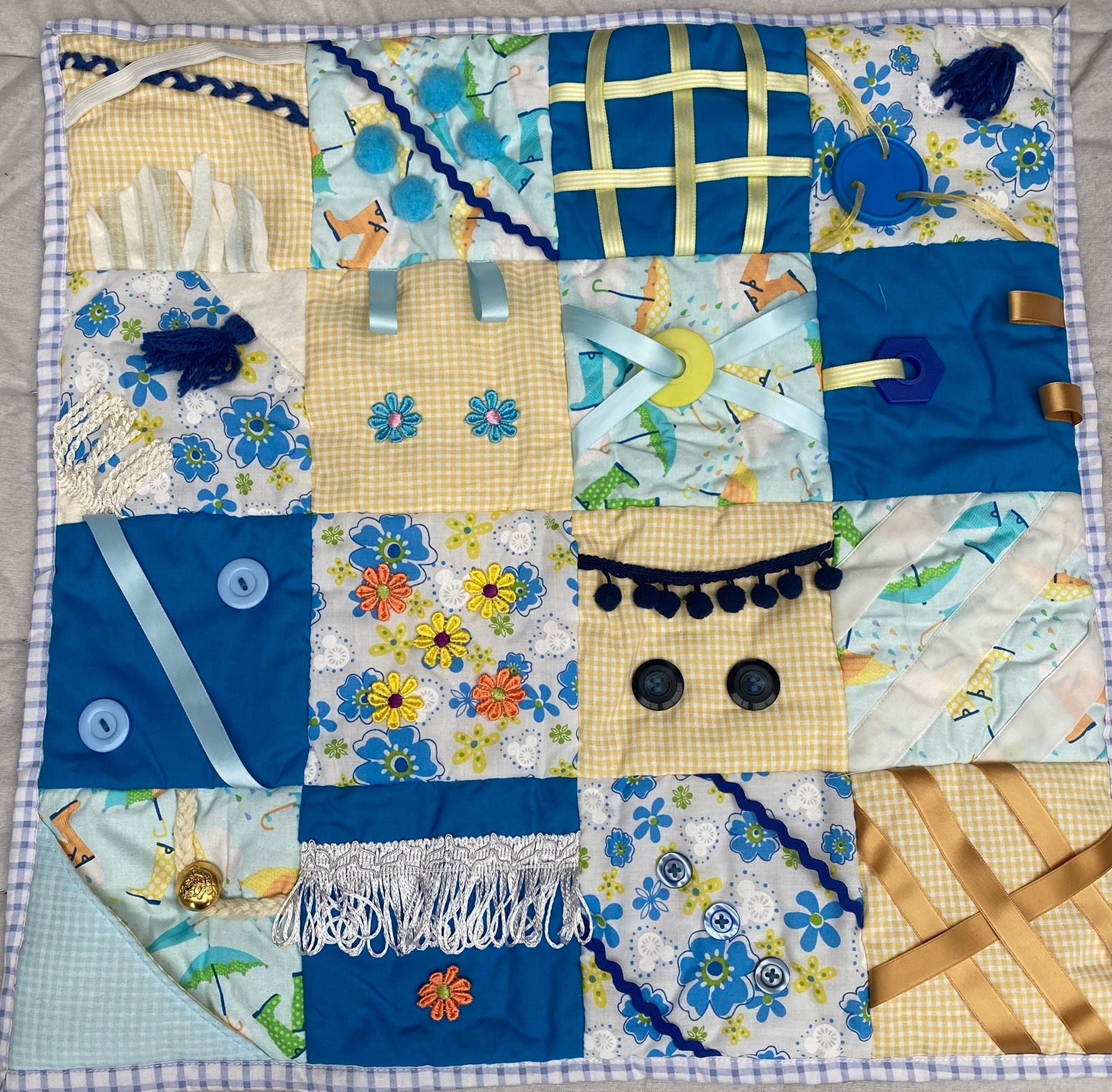 Handcrafted Bespoke Fidget Quilt for Dementia / Sensory Blanket - Etsy