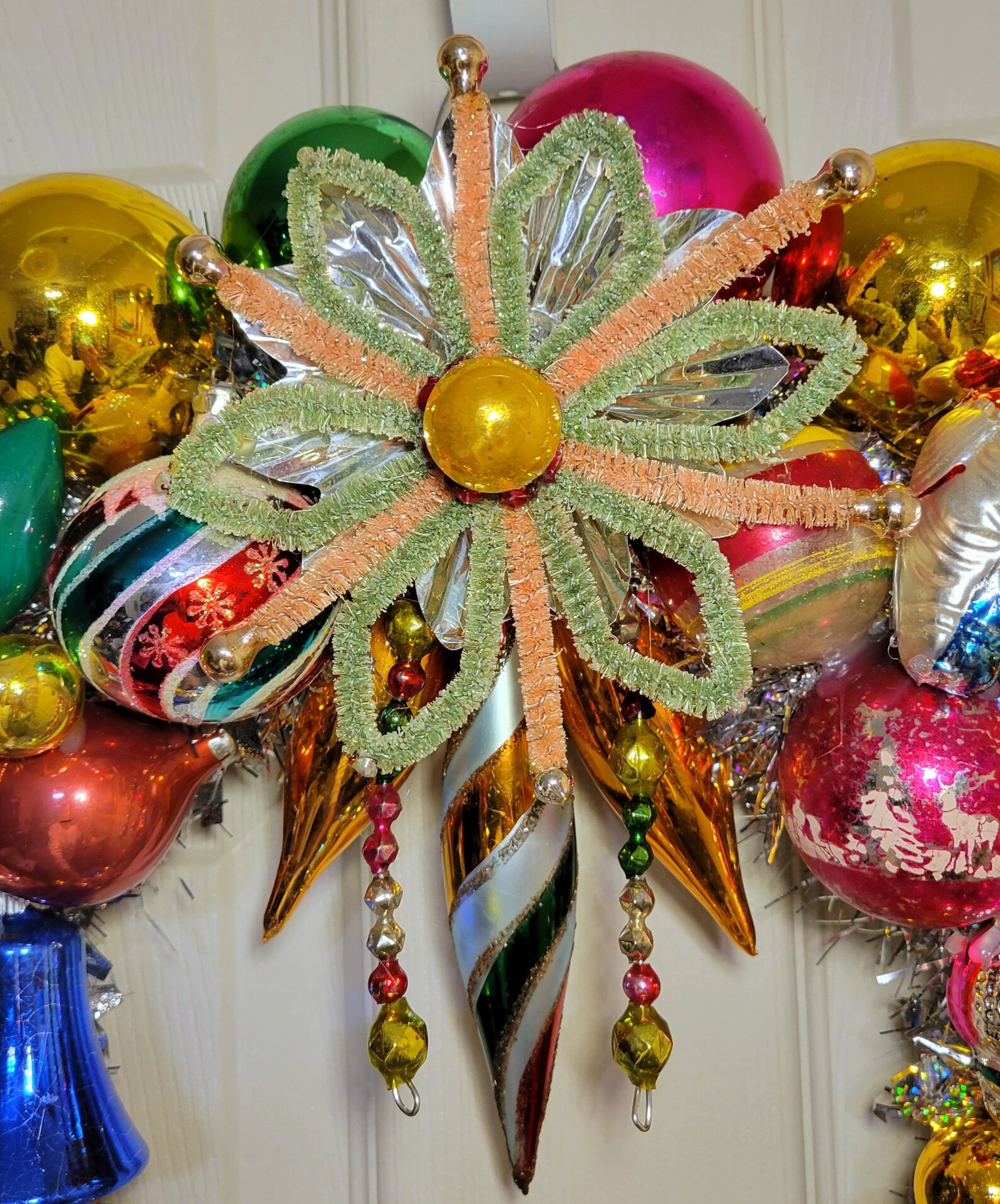 CHRISTMAS EXAMPLE Vintage Glass Ornament Christmas Door Wreath Pixie ...