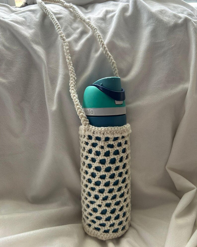 Handmade Crochet Water Bottle Holder – Crossbody Carrier - Etsy