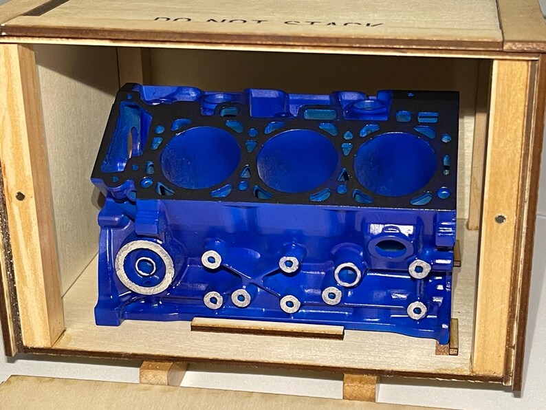 1/6 Scale Crated V6 Engine Block - Etsy