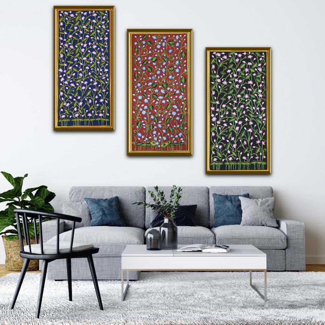 Indian Traditional Wall Painting of Beautiful Kamal Talai Pichwai ...