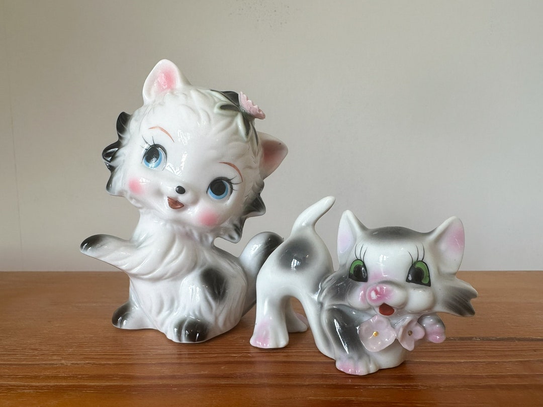 Kitsch Cats Ceramic Vintage Figurines Set of 2 Anthropomorphic Gray and ...