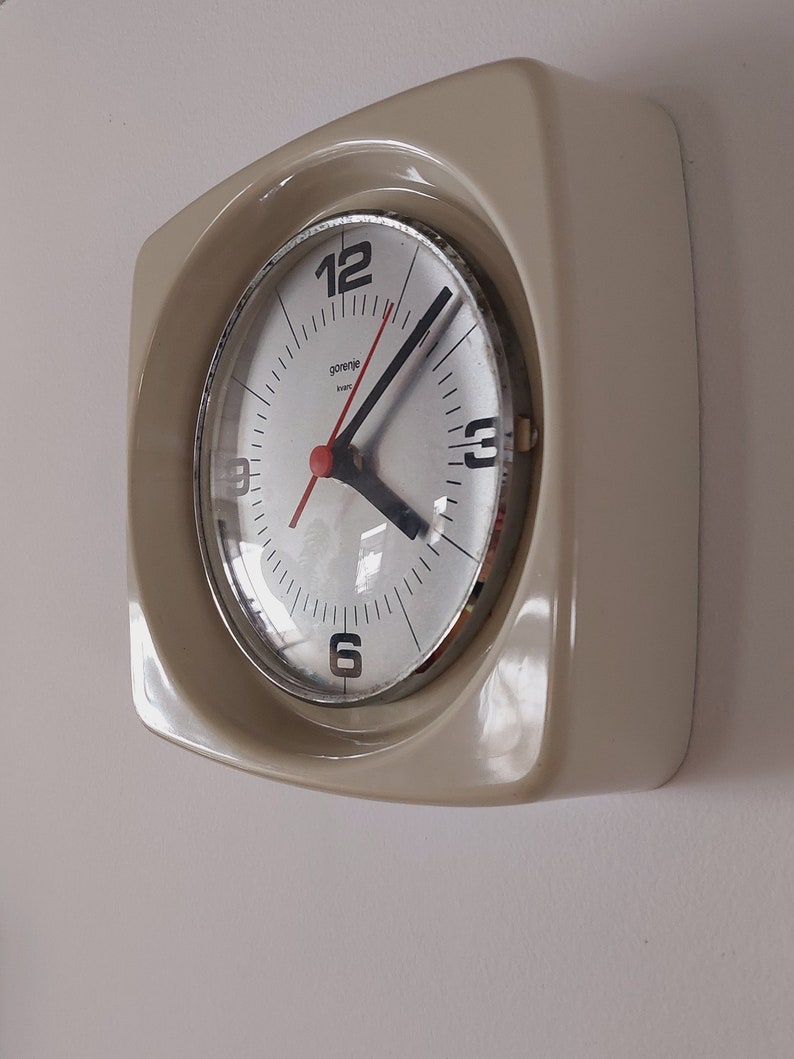 Retro Capsule Wall Clock / Retro Wall Clock / Space Age / Pop Art /MCM ...