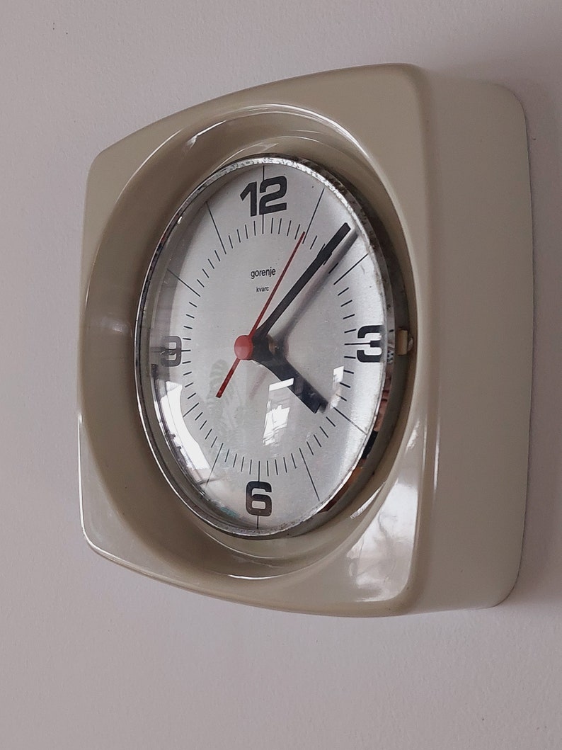 Retro Capsule Wall Clock / Retro Wall Clock / Space Age / Pop Art /MCM ...
