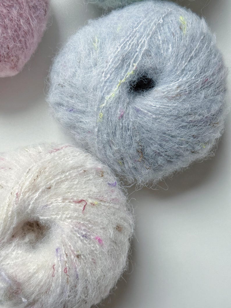 Soft Mohair Blend Yarn | 50g / 280m | Light & Fluffy Knitting Yarn ...