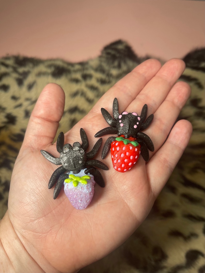 Articulating Jumping Sparkleberry Spider Duo Cottagecore 3D Printed ...