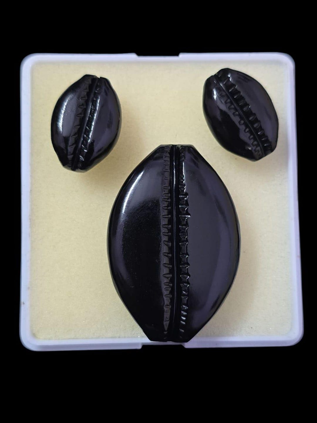 Carved Black Onyx Cowrie Shells: Gemstone Charms, Jewelry Making - Etsy