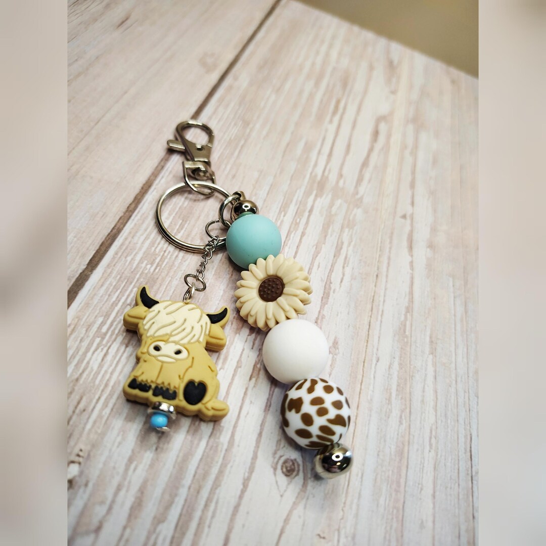 Highland Cow Keychain or Zipper Pull - Etsy
