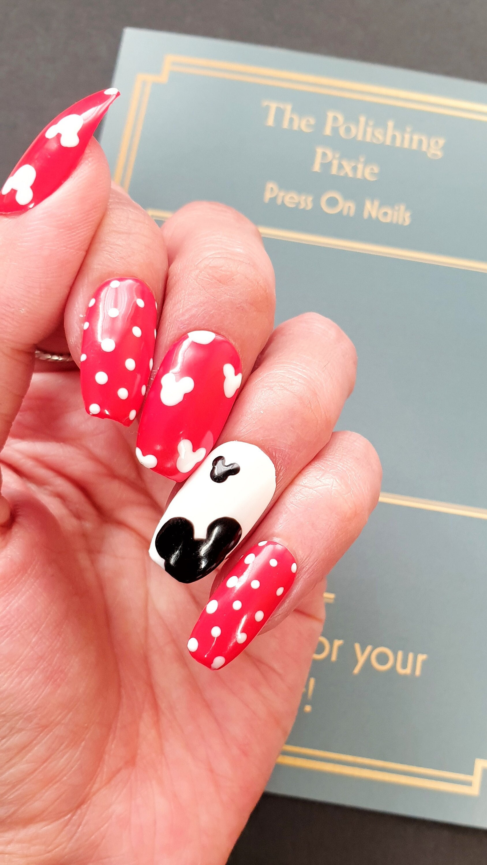 Minnie Mouse Acrylic Nail Designs