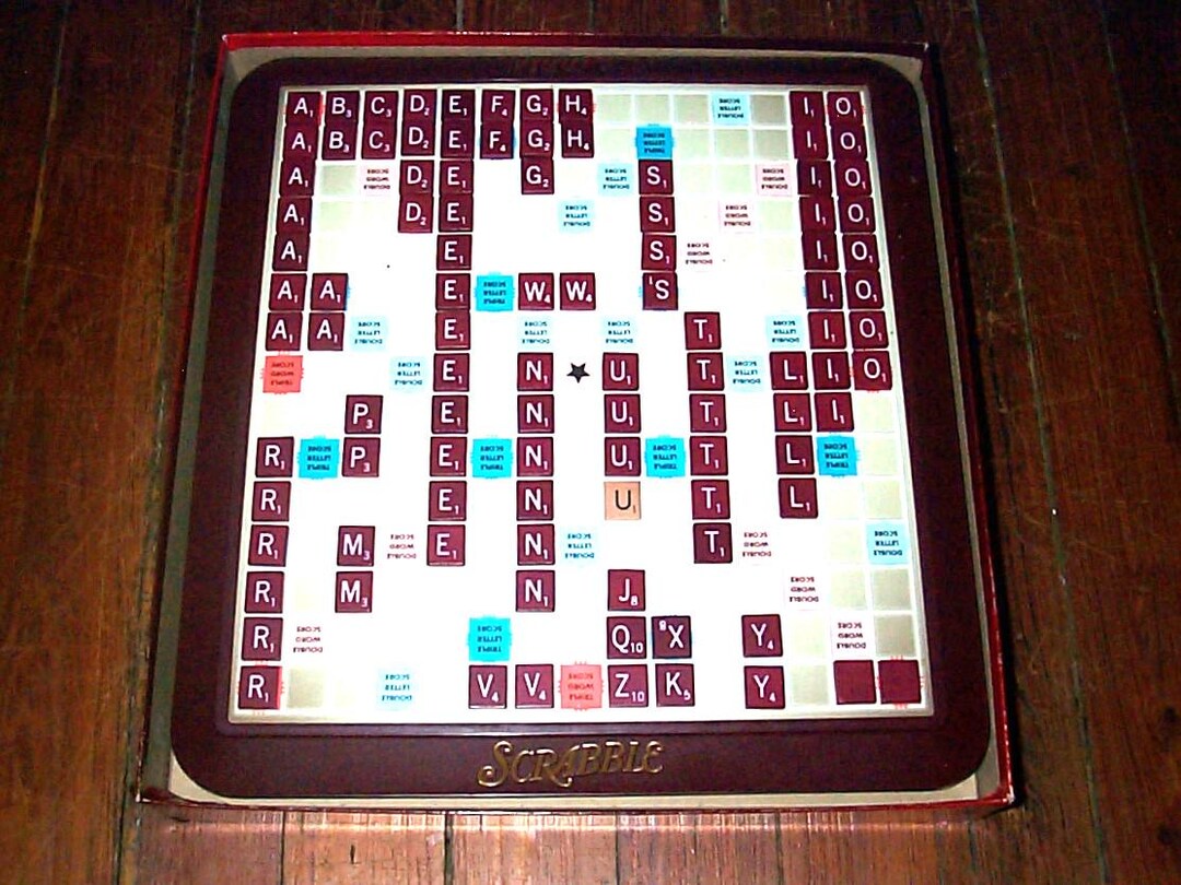 Scrabble Deluxe With Turntable and Grid 2001 Last Production of This ...