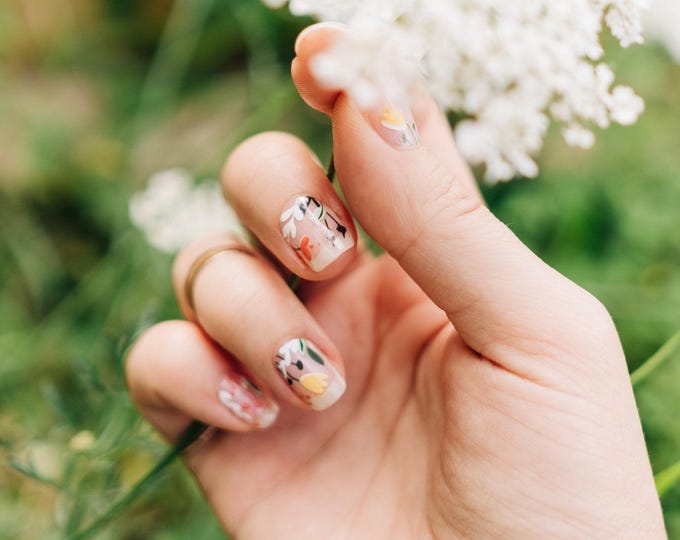Spring Blooms Floral Nail Wrap Kit | Designer Flower Nail Wraps ...