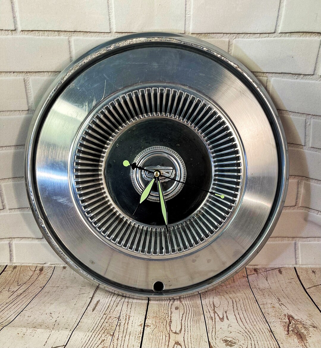 Vintage Hubcap Clock - Etsy