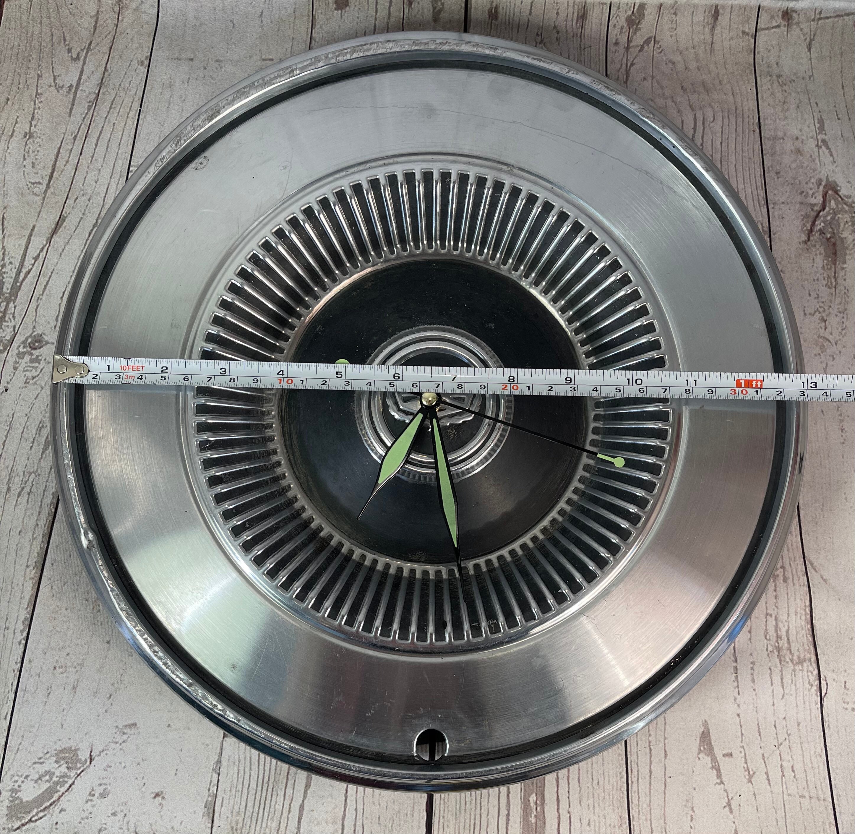 Vintage Hubcap Clock - Etsy