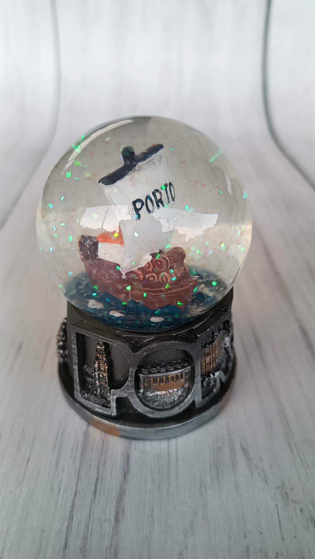 Snowball and Magnet, Coworkers Present, Colleagues Gift Ideas, Friends ...