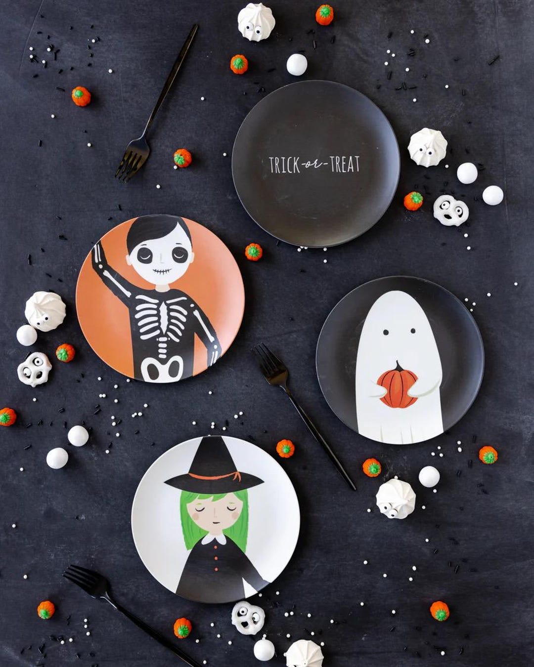 Trick or Treat Reusable Bamboo Plates, Halloween Plates, Melamine ...