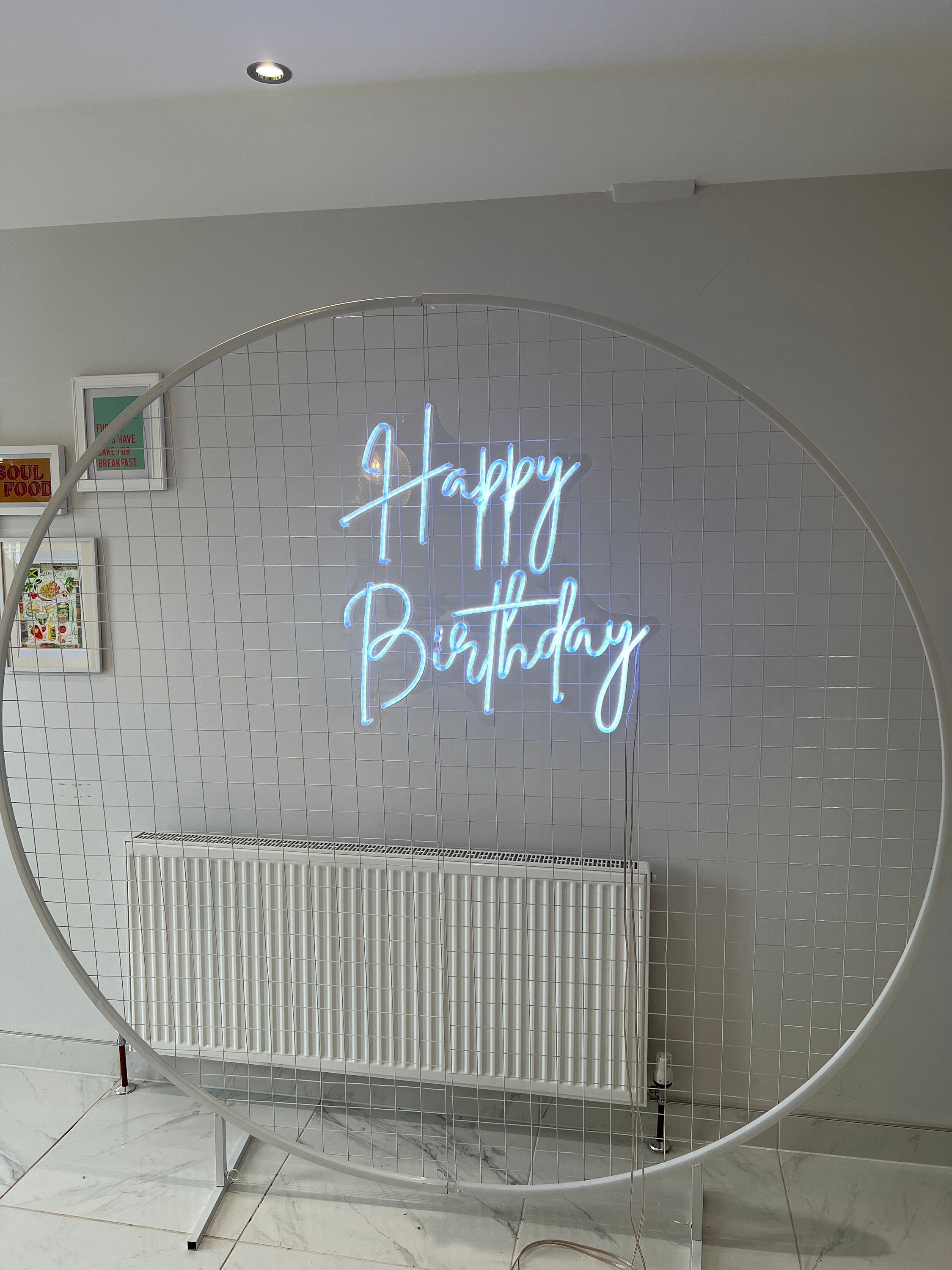 White Mesh Hoop/ Balloon Hoop Stand for HIRE ONLY london/herts/essex ...