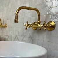 Brass Wall Mount Bathroom Faucet With Valve, Lion Head-shaped Faucet ...