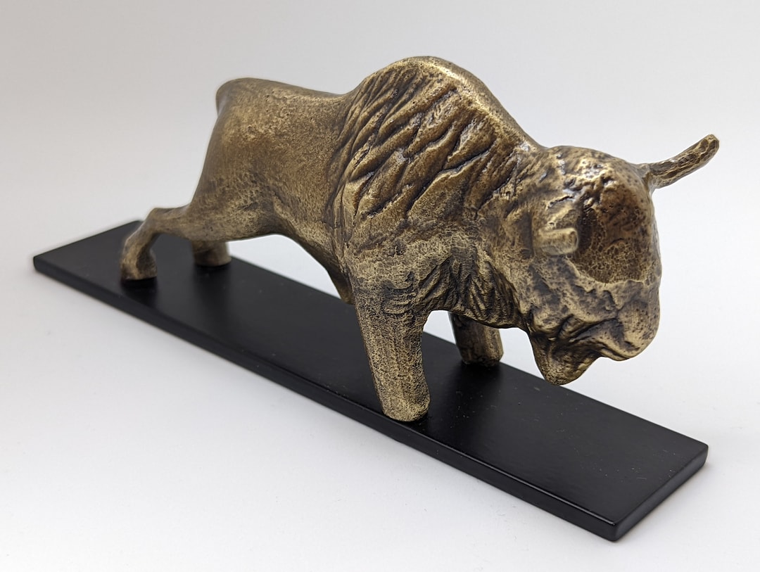 Bison Statuette Figurine, Metal Bison Statue, Bison Present - Etsy