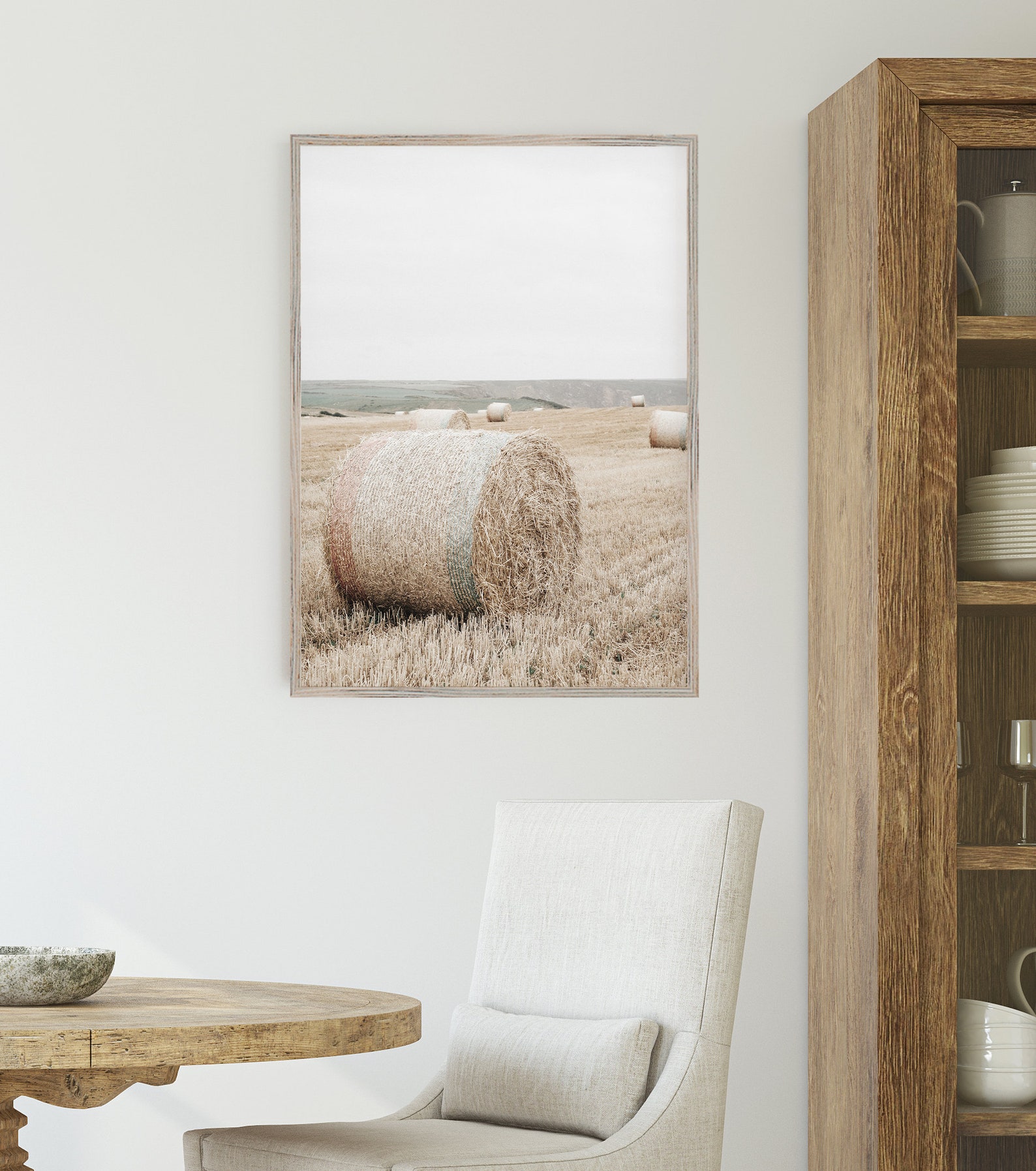 Round Bale of Hay, Hay Field Wall Art, Round Bale in Open Field, Bale ...