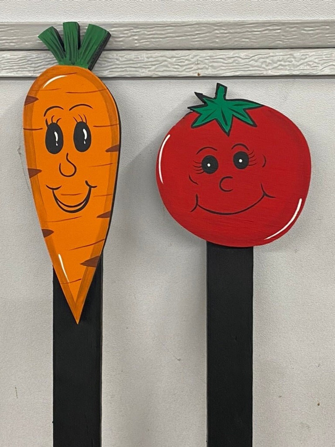 VEGETABLE VEGGIE GARDEN Stakes Vegetable Garden Markers Wood Outdoor ...